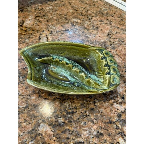 Californa Pottery | Accents | Vtg California Usa 627w Pottery Mcm Green ...